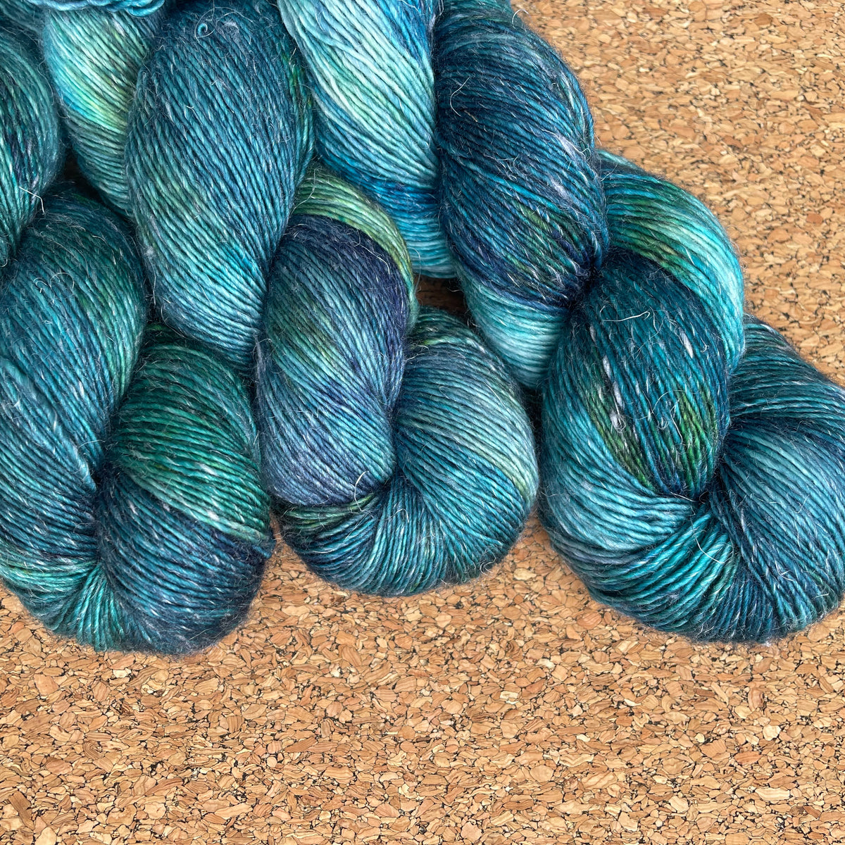 Pelagic ~ Merlin ~ Merino Linen Singles – Yarn Therapy