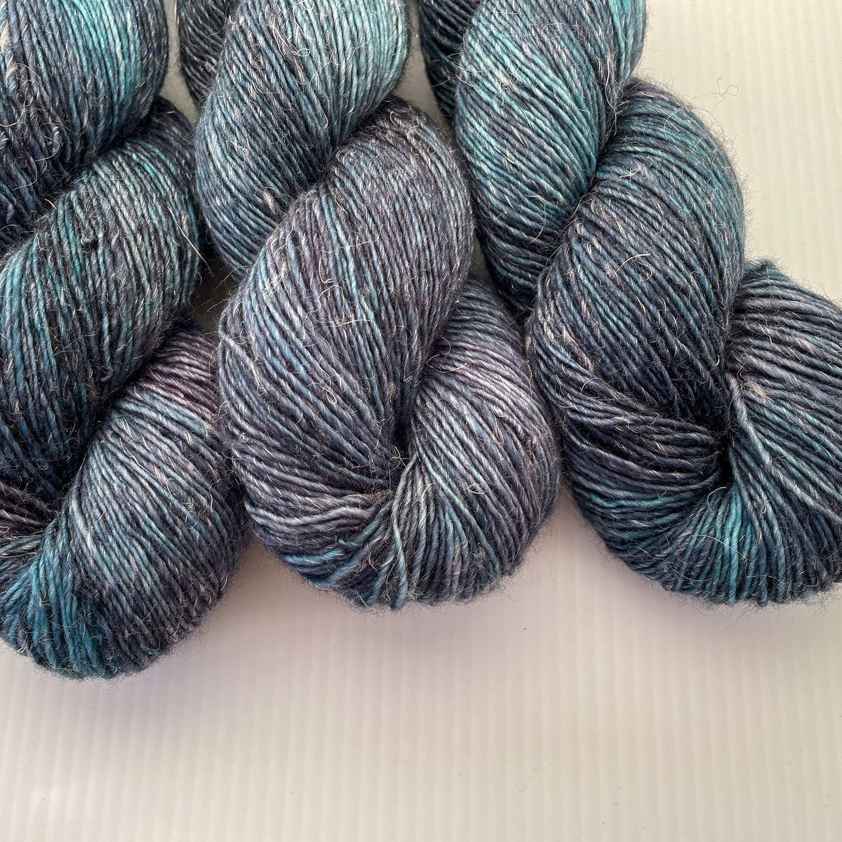 Miss Peregrine ~ Merlin ~ Merino Linen Singles – Yarn Therapy