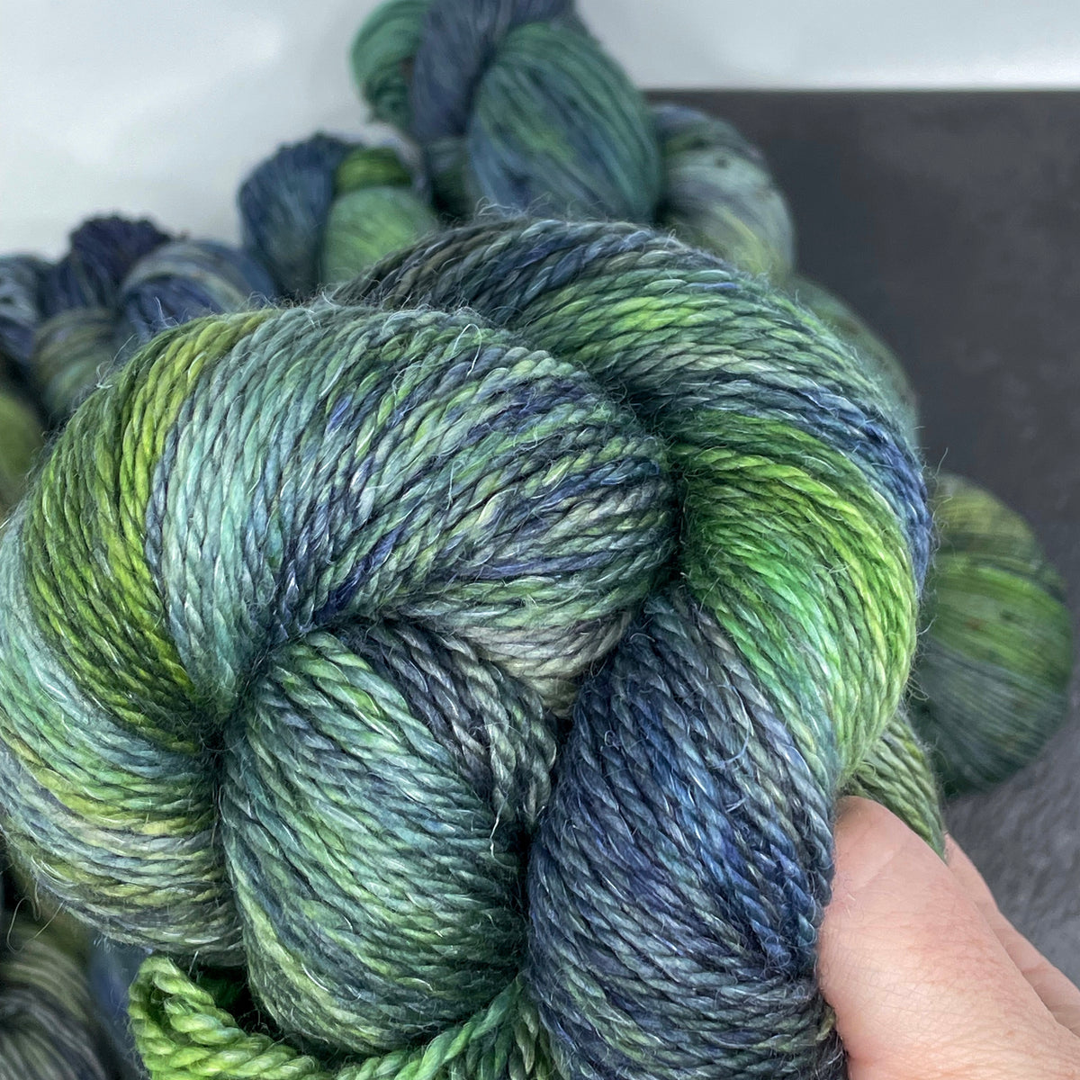 Vacation ~ Merlin Worsted ~ Merino Linen 10ply ~ OFMDyarn – Yarn Therapy